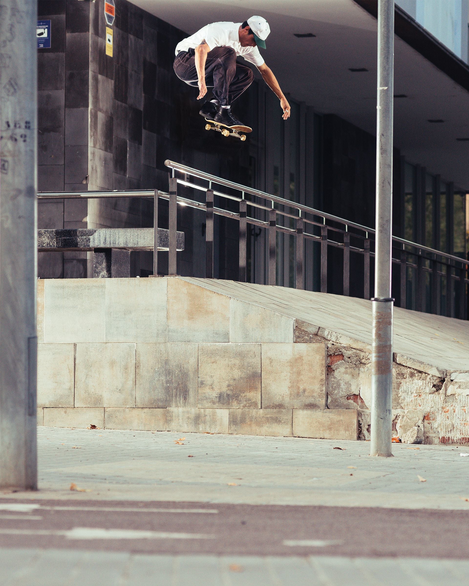 LOS ANGERED II | SAMMY MONTANO – Globe Brand